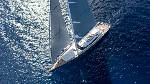 Red Dragon yacht (Alloy Yachts, 51.7m, 2008)